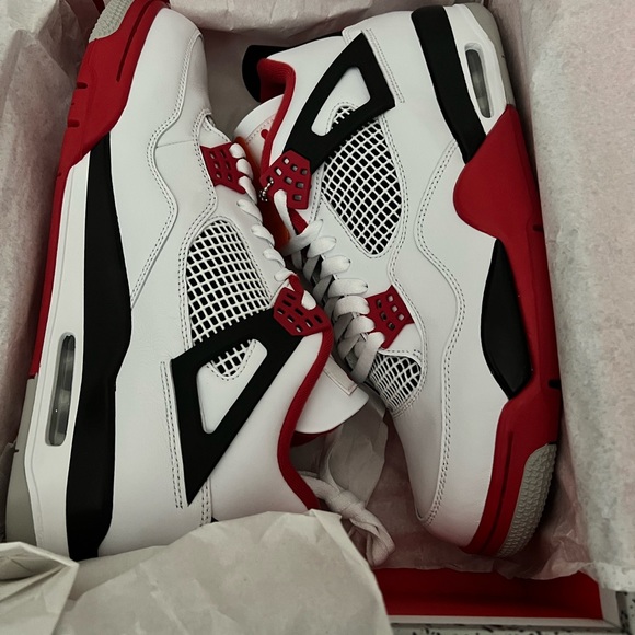 Shoes | Jordan Fire Red 4s | Poshmark